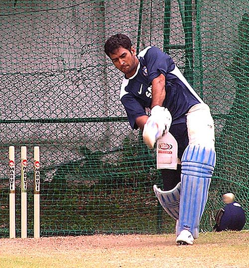 Mahendra Singh Dhoni in attacking mode at the nets | ESPNcricinfo.com