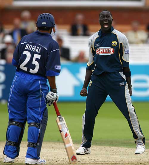 The eyes have it: Robbie Joseph traps Ravi Bopara lbw | ESPNcricinfo.com