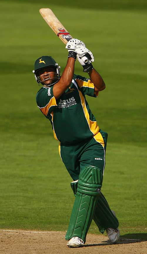 Samit Patel lofts over the top during his 78 | ESPNcricinfo.com