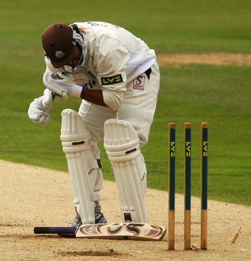 Surrey relegated as Nottinghamshire make hay | ESPNcricinfo.com