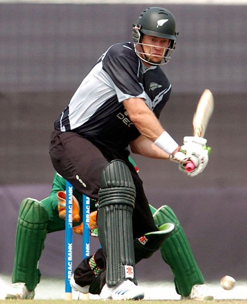 Jacob Oram gets ready to smash the ball | ESPNcricinfo.com