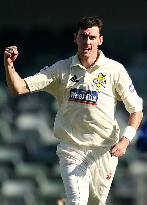 Steve Magoffin was the chief destroyer with 6 for 66 | ESPNcricinfo.com