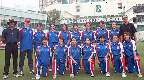 Japan Women's cricket team with umpires Roger Nissim and Tauseef ...