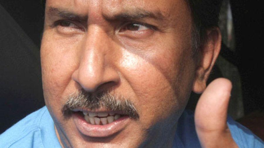 Malik's unholy redemption | ESPNcricinfo