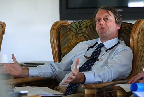Giles Clarke makes his point to the press | ESPNcricinfo.com