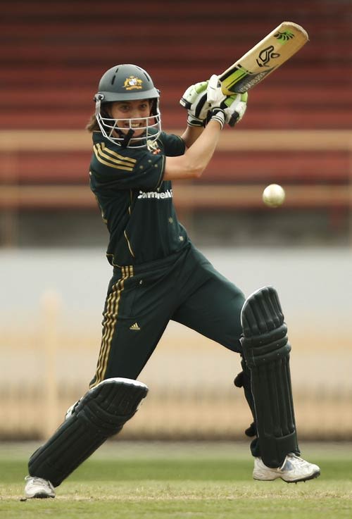 Sarah Edwards square-drives on her way to 96 | ESPNcricinfo.com