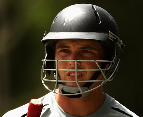 Daniel Flynn gears up for a hit at the nets | ESPNcricinfo.com