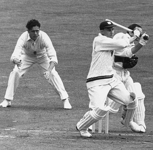 Jeffrey Stollmeyer pulls to square | ESPNcricinfo.com