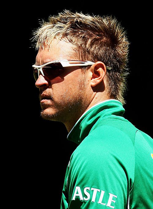Paul Harris looks on during a training session | ESPNcricinfo.com