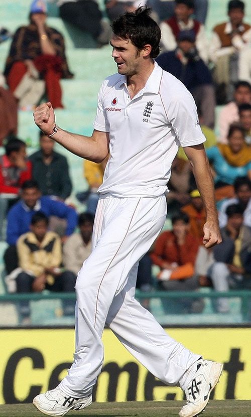 James Anderson celebrates the fall of Sachin Tendulkar | ESPNcricinfo.com