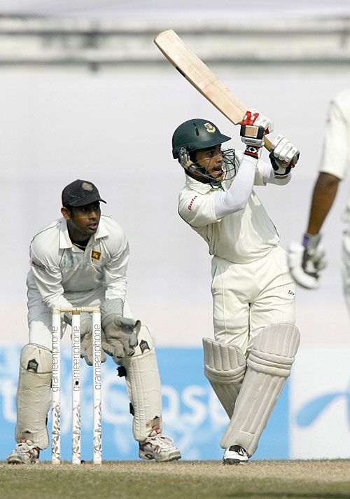 Mushfiqur Rahim flicks on the leg side | ESPNcricinfo.com