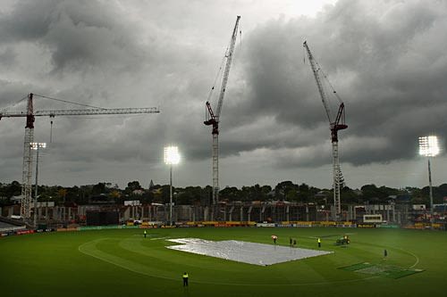 Rain clouds over Eden Park | ESPNcricinfo.com