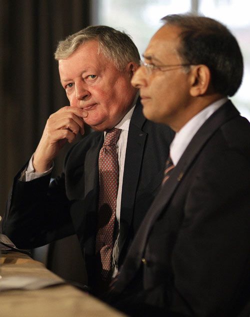 David Morgan and Haroon Lorgat face the press | ESPNcricinfo.com