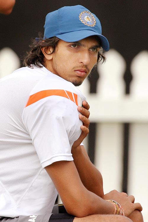 Ishant Sharma watches the nets session in progress | ESPNcricinfo.com