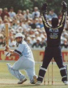 Colin Metson appeals | ESPNcricinfo.com