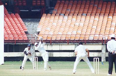 Prashanth Menon lifts Vidyuth Sivaramakrishnan | ESPNcricinfo.com