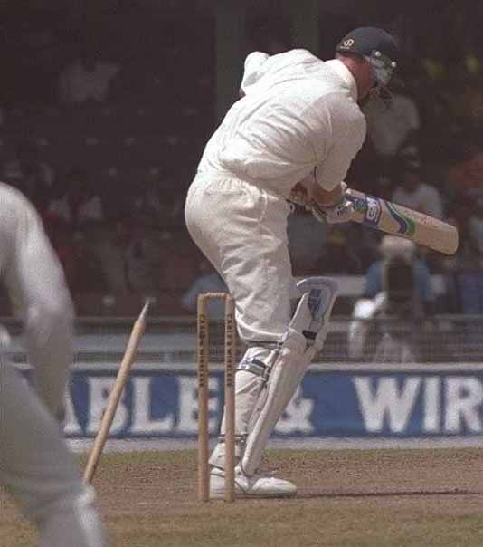 Hick is bowled by Kenny Benjamin for 5 | ESPNcricinfo.com