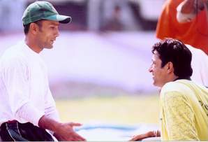 Khaled Masud is talking to Wasim | ESPNcricinfo.com