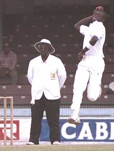 Cameron Cuffy in his bowling stride (2) | ESPNcricinfo.com