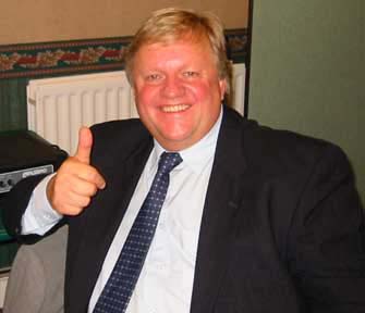 Dave Lee - TV Comedian | ESPNcricinfo.com