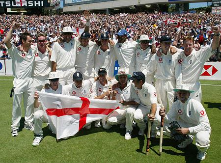 England celebrate their victory in Sydney | ESPNcricinfo.com