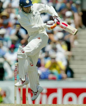 More runs for Virender Sehwag, as India canter along | ESPNcricinfo.com