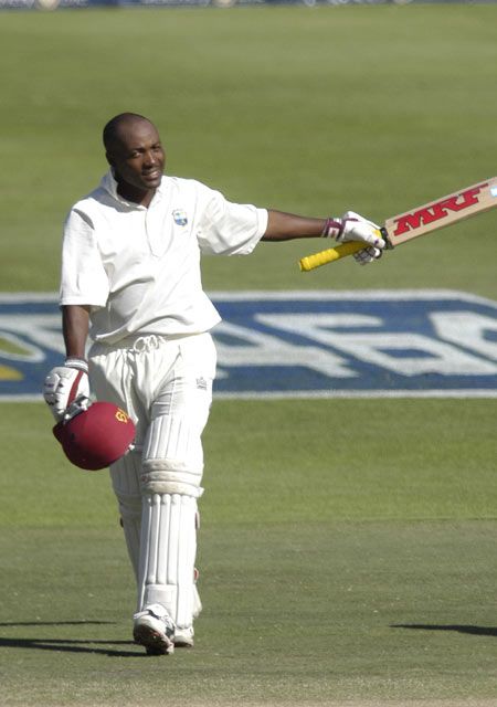Brian Lara celebrates his century at Newlands | ESPNcricinfo.com