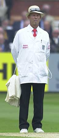 Umpire John Hampshire | ESPNcricinfo.com