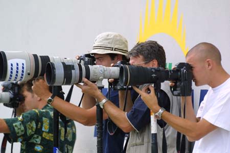 Press photographers hard at work on the boundary | ESPNcricinfo.com