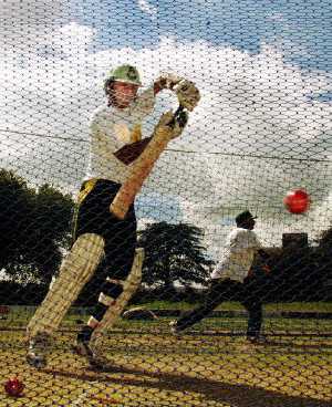 Faisal Iqbal plays a shot | ESPNcricinfo.com