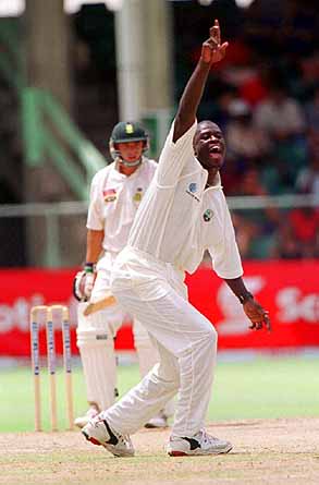 Cameron Cuffy with a vociferous appeal | ESPNcricinfo.com