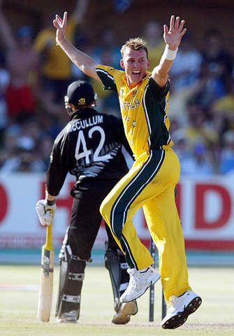 Brett Lee successfully appeals for the LBW of Brendon McCullum ...