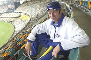 Steve Waugh at training, March 2003 | ESPNcricinfo.com