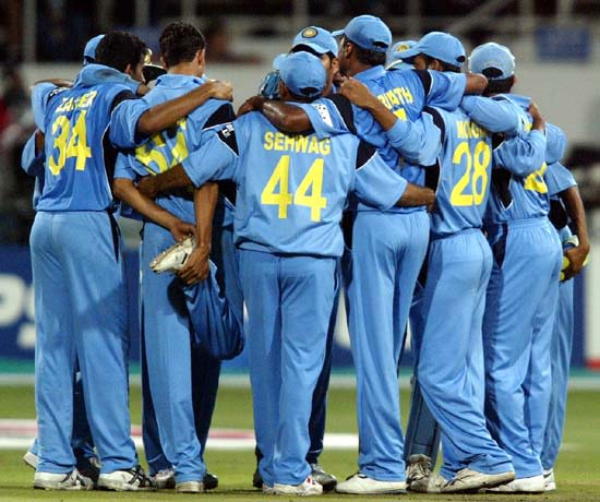 The victory huddle - Indian team celebrate after claiming the final ...