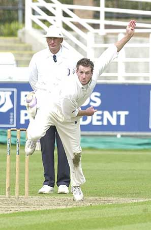 Matthew Banes bowling from the Lumley end | ESPNcricinfo.com