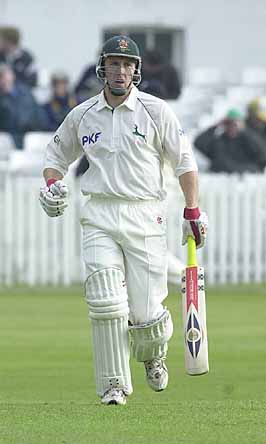 Guy Welton batting portrait | ESPNcricinfo.com