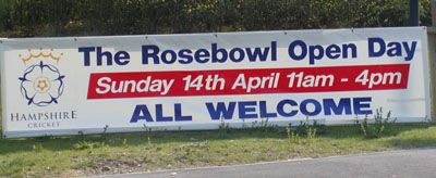 Welcoming sign for Open Day 2002 | ESPNcricinfo.com