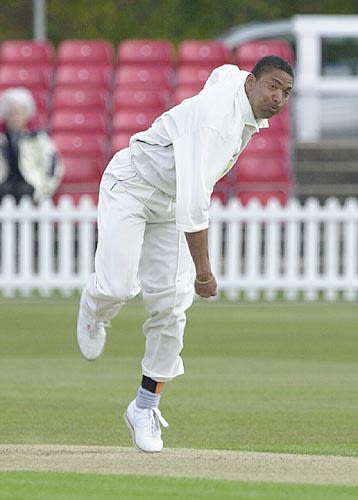 Phil DeFreitas on the 2002 season opening day | ESPNcricinfo.com