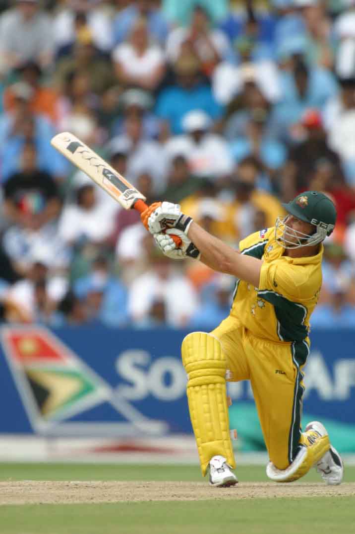 Adam Gilchrist holes out | ESPNcricinfo.com