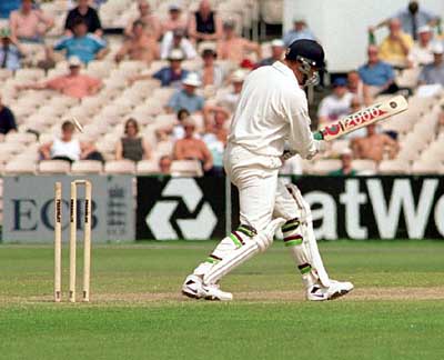 Neil Killeen bowled by Flintoff | ESPNcricinfo.com