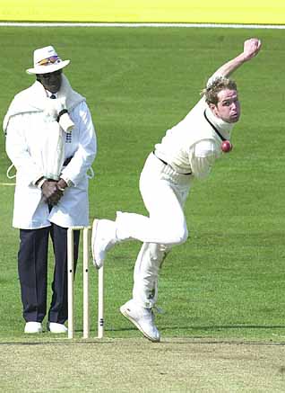 Trevor Smith of Derbyshire bowling | ESPNcricinfo.com