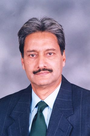 Dr. Tauseef - Portrait 2003 | ESPNcricinfo.com