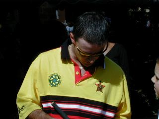 Dirk Viljoen signs autographs | ESPNcricinfo.com