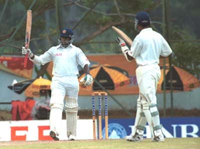 Sri Lankan batsman Sanath Jayasuriya and Marvan Atapattu celebrates as ...