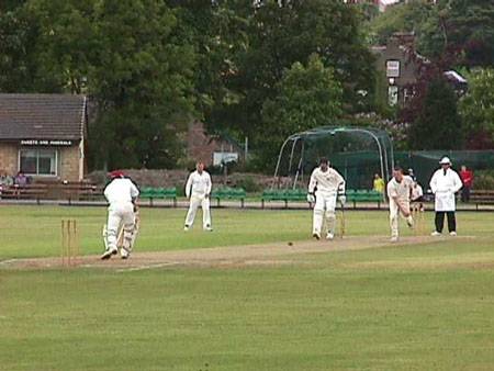 Moulding to Ian Whitehead | ESPNcricinfo.com