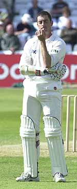 Darren Bicknell ; batting portrait | ESPNcricinfo.com