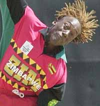 Henry Olonga bowling portrait ; thumbnail | ESPNcricinfo.com