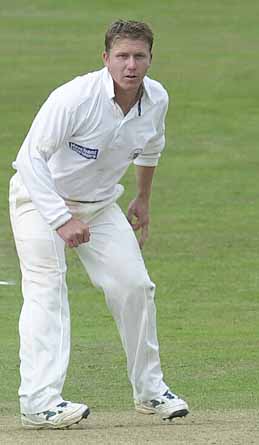 Martyn Ball bowling study | ESPNcricinfo.com