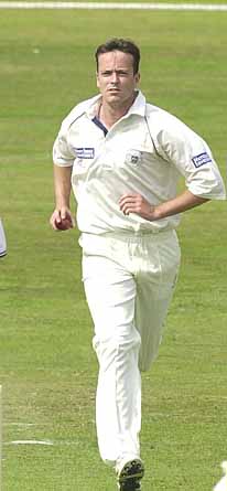 Michael Cawdron bowling study | ESPNcricinfo.com