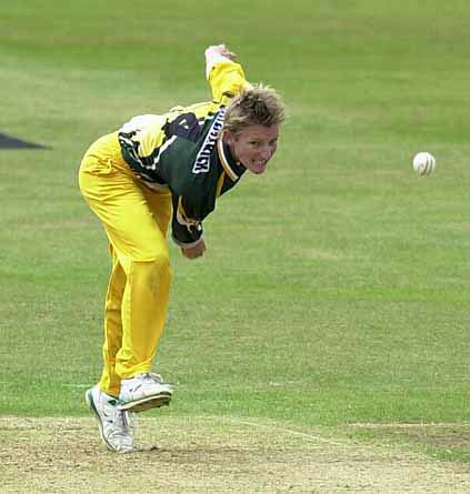 Fitzpatrick - said to be the fastest women bowler in the world today ...